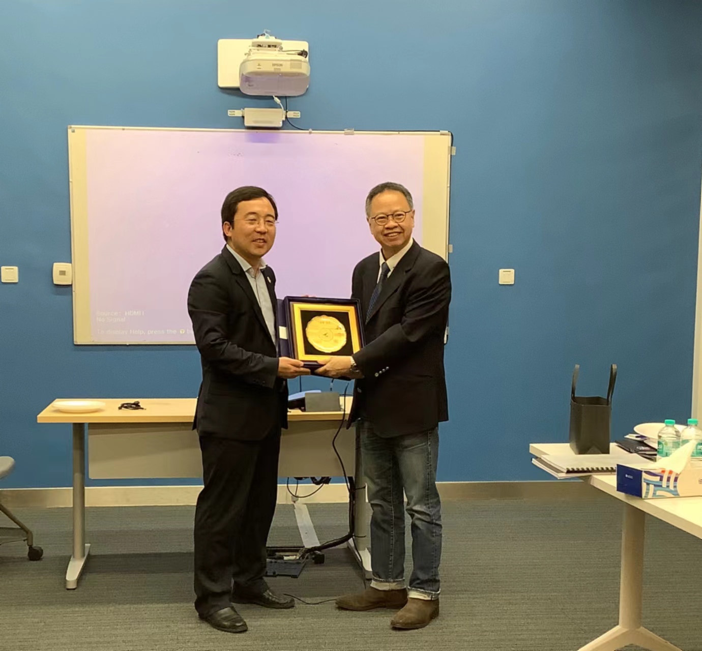 刘存良院长率团访问阿联酋哈利法大学和阿布扎比技术创新研究院推进与空间研究中心-动力与能源学院